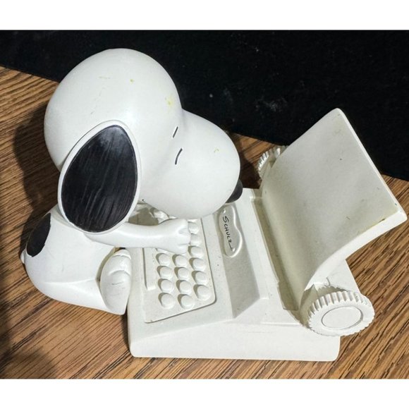 Hallmark | Accents | 222 Hallmark Resin Peanuts Typewriter Snoopy Dog ...